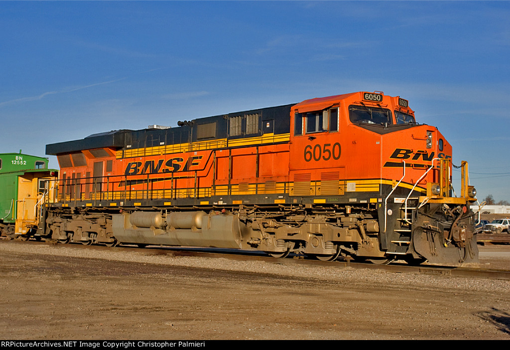 BNSF 6050